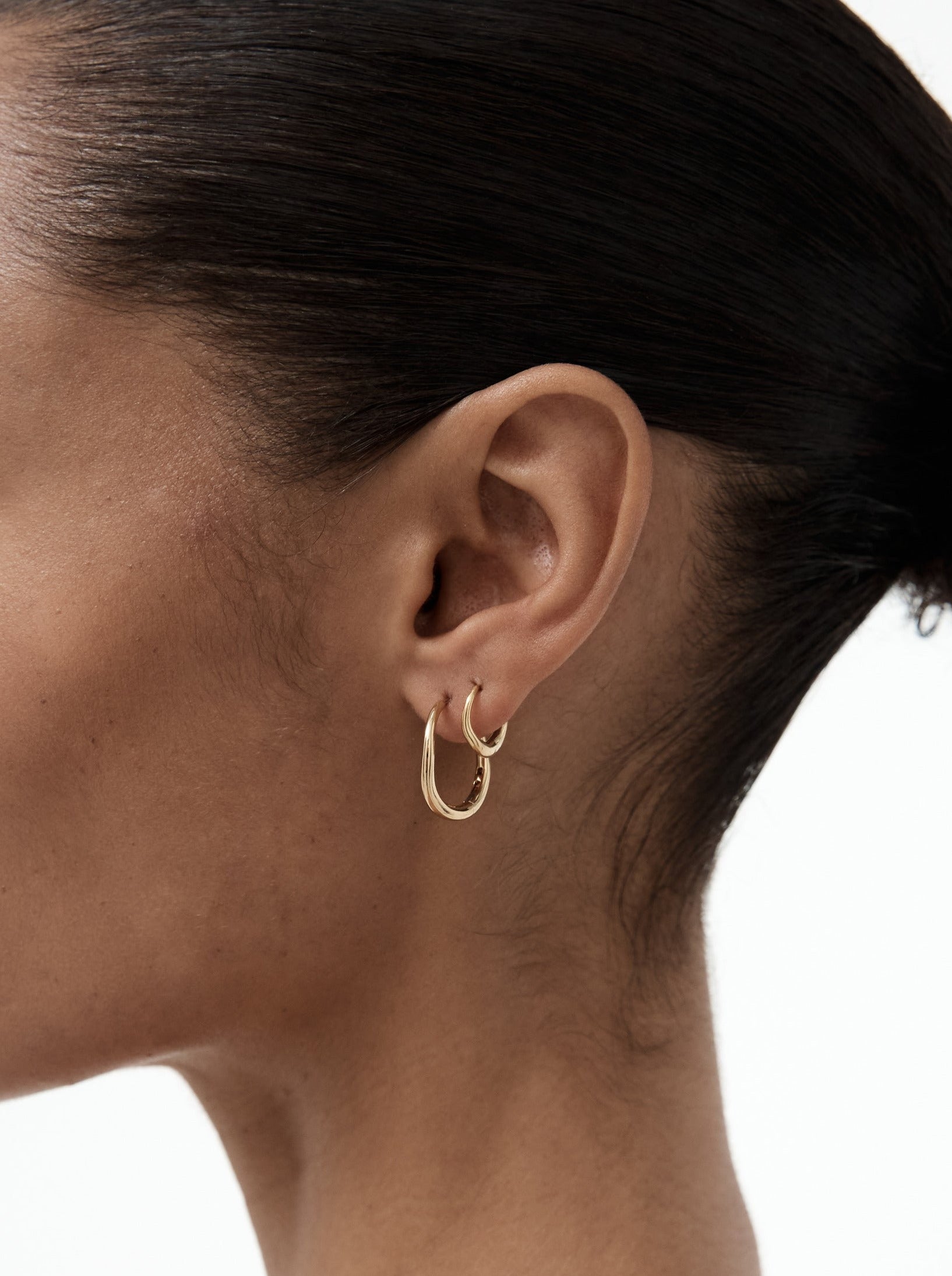 Poole Shop | A high-end clothing boutique